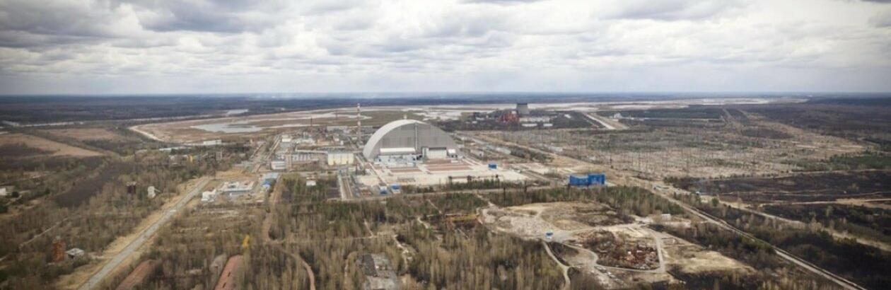 Частина укриття на ЧАЕС досі у вогні чи пошириться радіація на Київ та область Читайте на Ukr Net