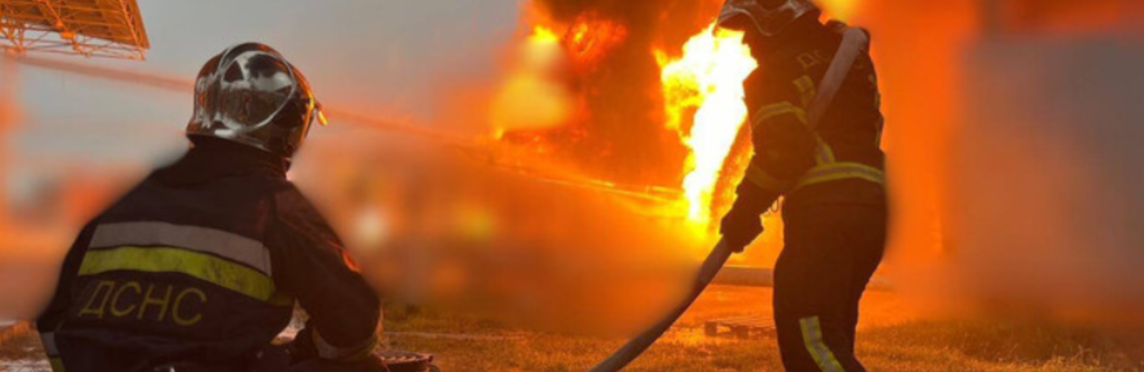 Над Київщиною піднялись хмари чорного диму: де та чому це сталось, - ФОТО. Читайте на UKR.NET